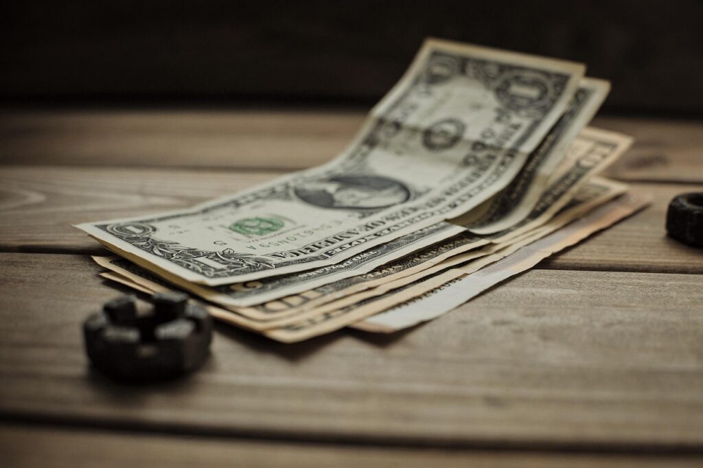How to Spot Online Money-Making Scams and Avoid Them - Paint Brush Corp